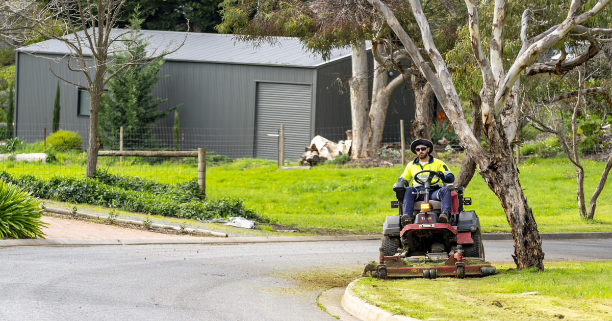 The ins and outs of verges · City of Playford